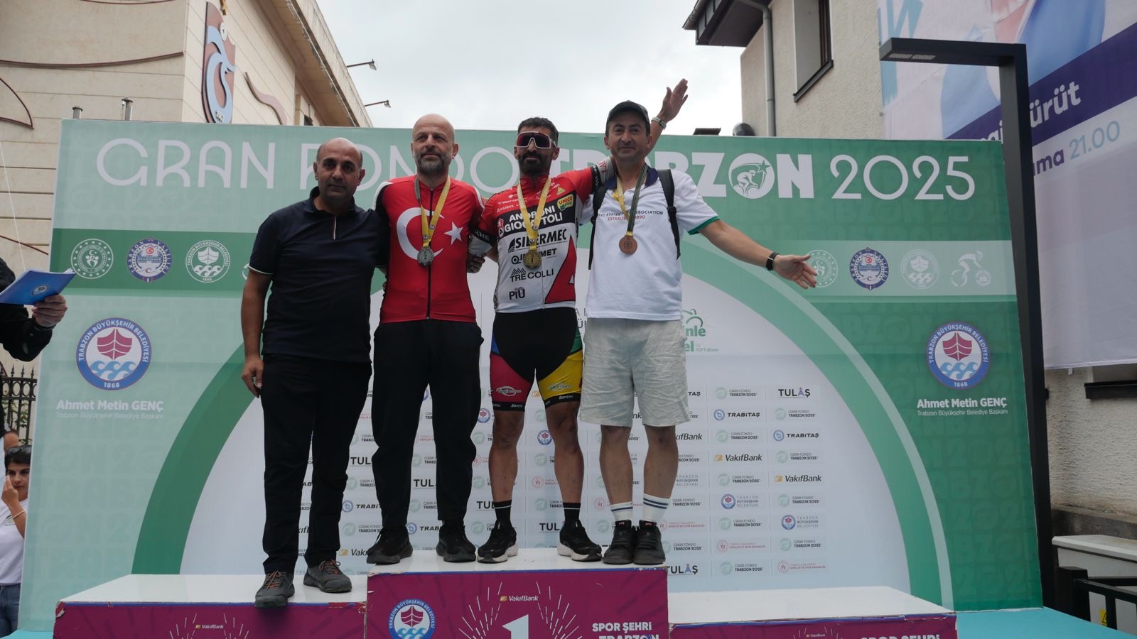 TRABZON’DA PEDALLAR ŞAMPİYONLUK İÇİN DÖNDÜ
